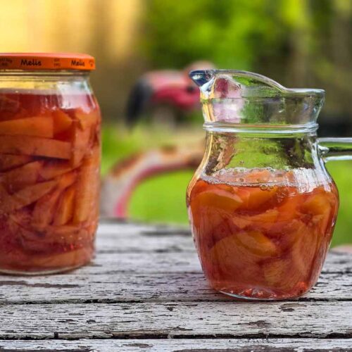Romanian Peach Kompot Recipe – Compot de Piersici - The Romanian Cookbook