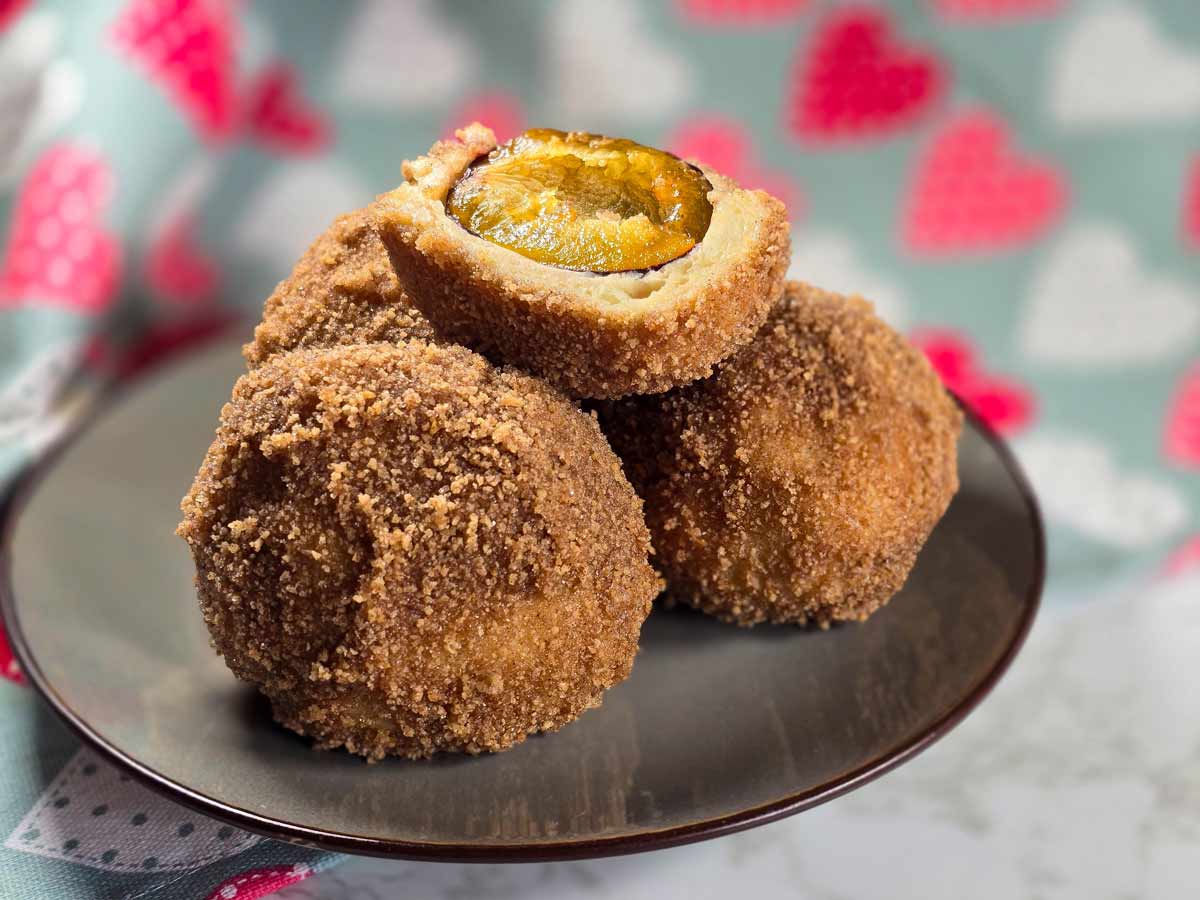 The Most Delicious Romanian Desserts - The Romanian Cookbook